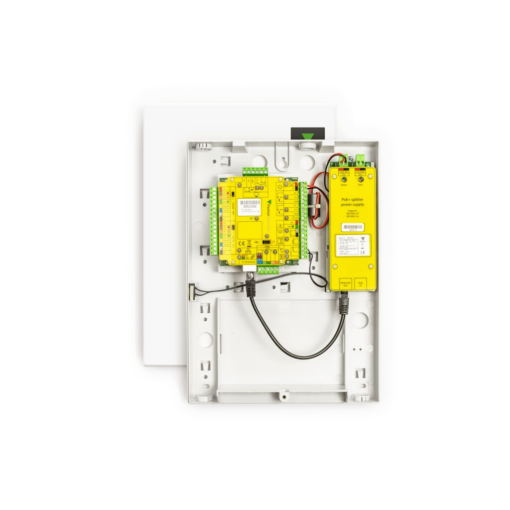 Paxton - Paxton Net2 Plus Türsteuerzentrale mit PoE+-EV im Ku-Gehäuse